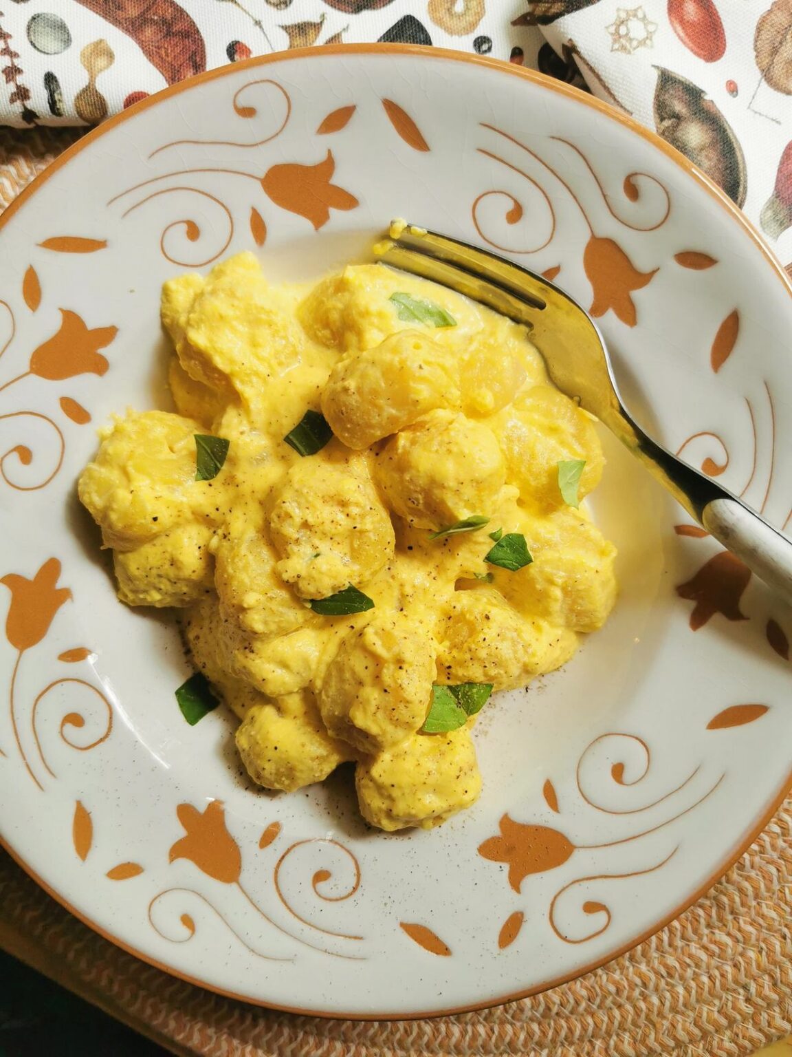 Potato gnocchi with creamy saffron sauce recipe. – The Pasta Project