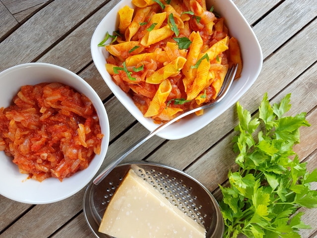 Italian Braised Onion Sauce (il Friggione) with Pasta. – The Pasta Project