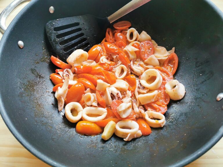 La Calamarata (Calamari Pasta) Recipe – The Pasta Project