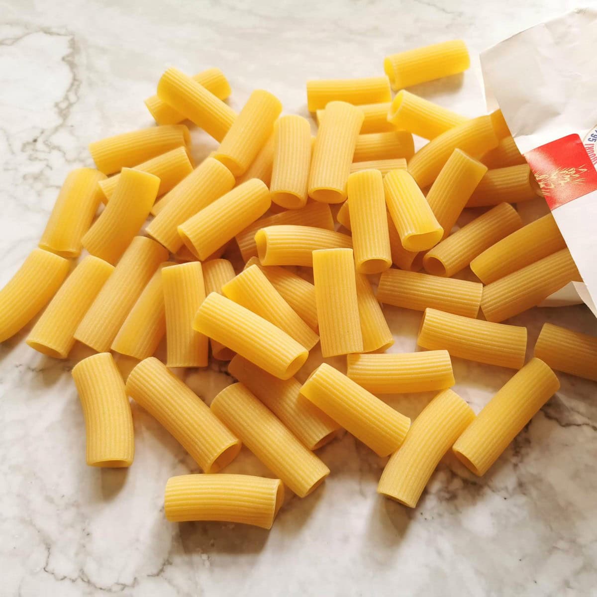 All about rigatoni pasta plus recipes for it. – The Pasta Project