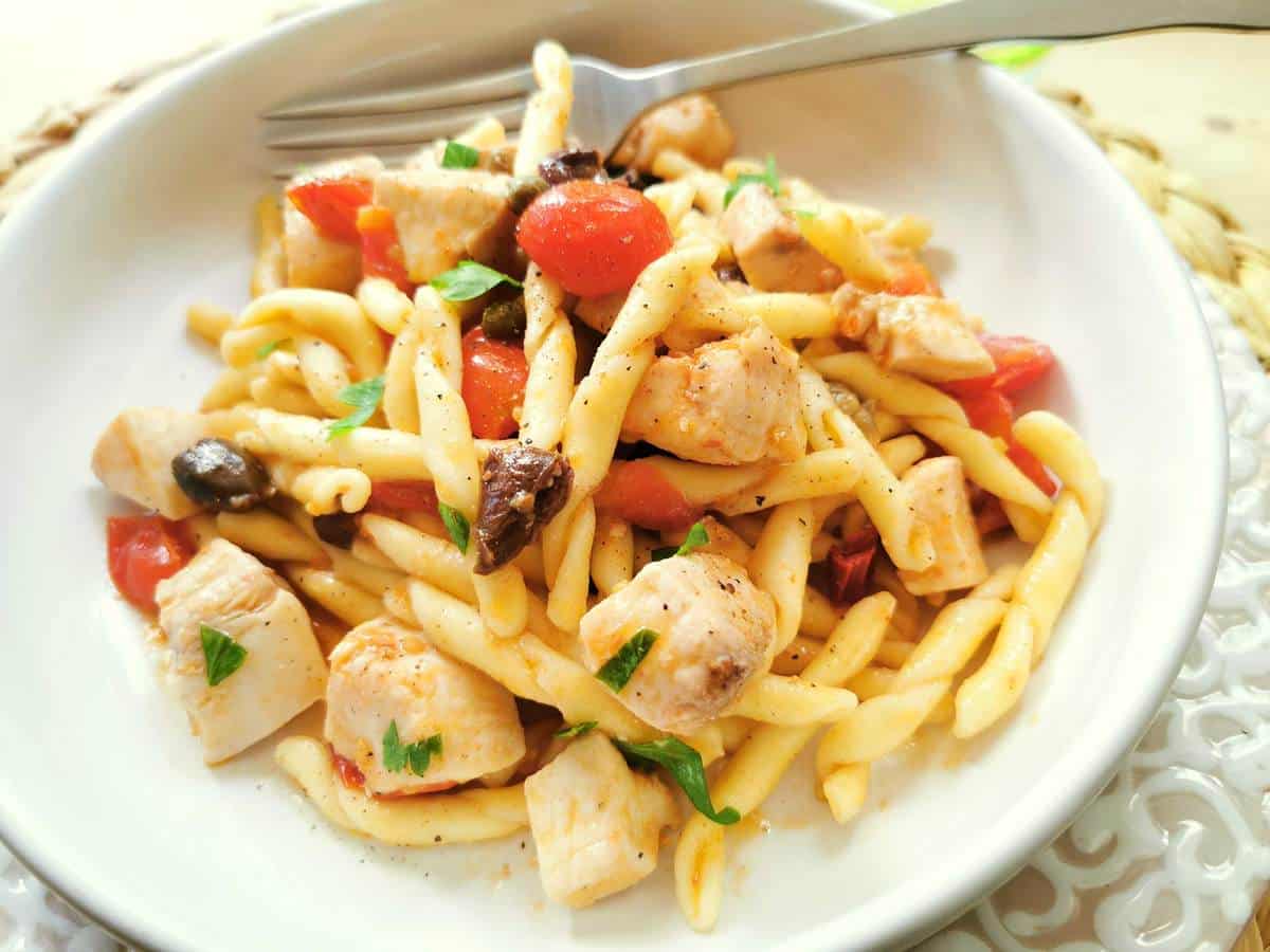 Strozzapreti with swordfish. – The Pasta Project