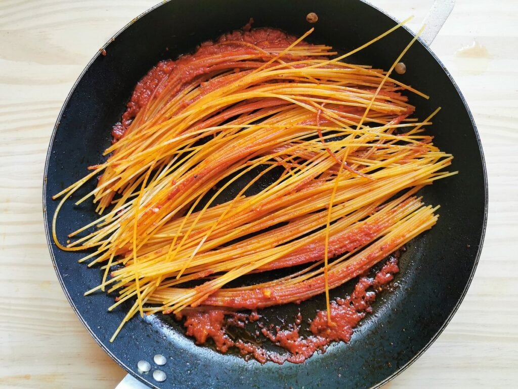 Authentic Spaghetti all’Assassina Spicy Charred Pasta Recipe. – The ...