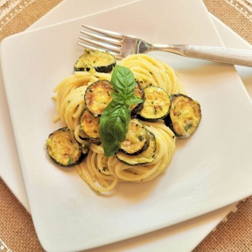 Spaghetti alla Nerano (fried zucchini pasta recipe). – The Pasta Project