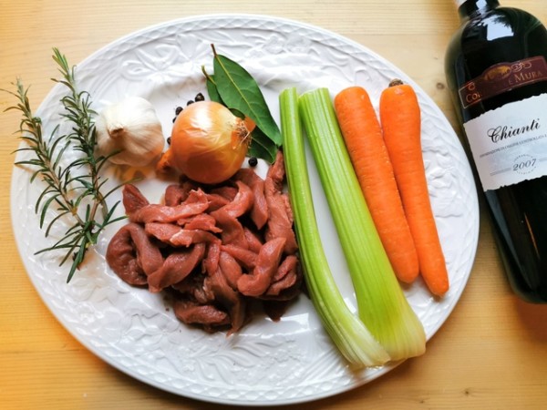 Tuscan Wild Boar Ragu with Pappardelle Pasta – The Pasta Project