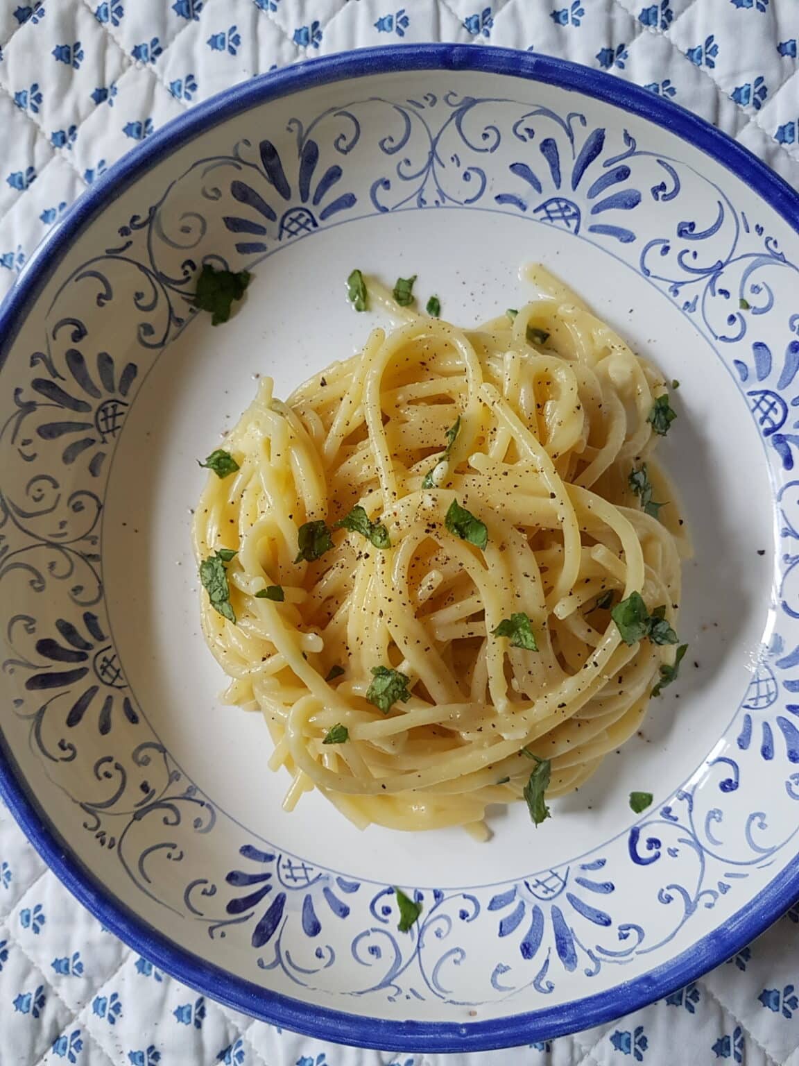 Lemon Water Spaghetti (A unique pasta al limone recipe) – The Pasta Project