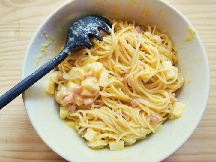 Easy spaghetti frittata from Naples. – The Pasta Project